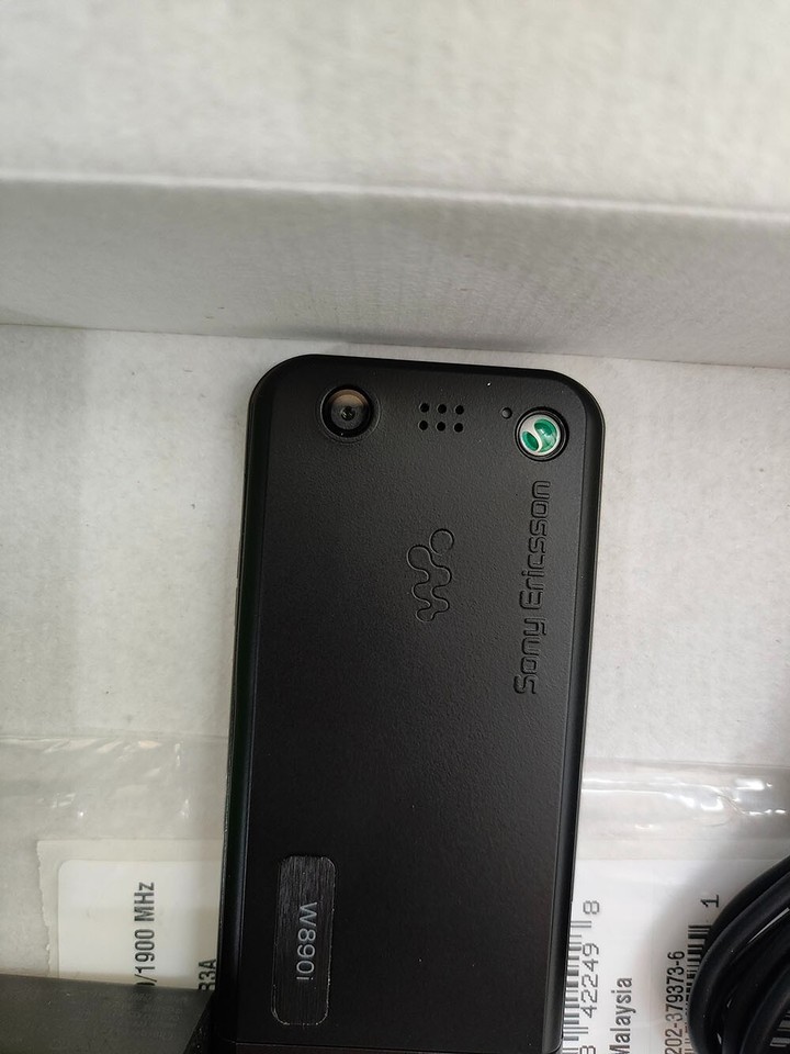 Sony Ericsson W890 Unlocked 3G keyboard phone Very GOOD | eBay