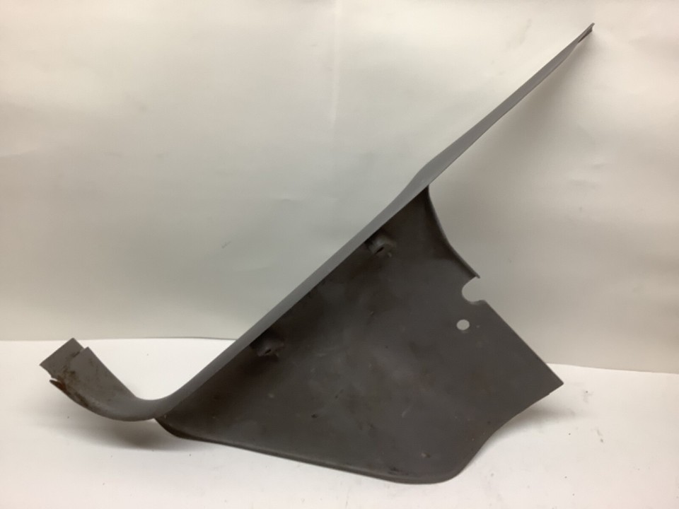 92 - 96 FORD F150 BRONCO F250 97 F350 RIGHT FRONT KICK PANEL GRAY OEM ...