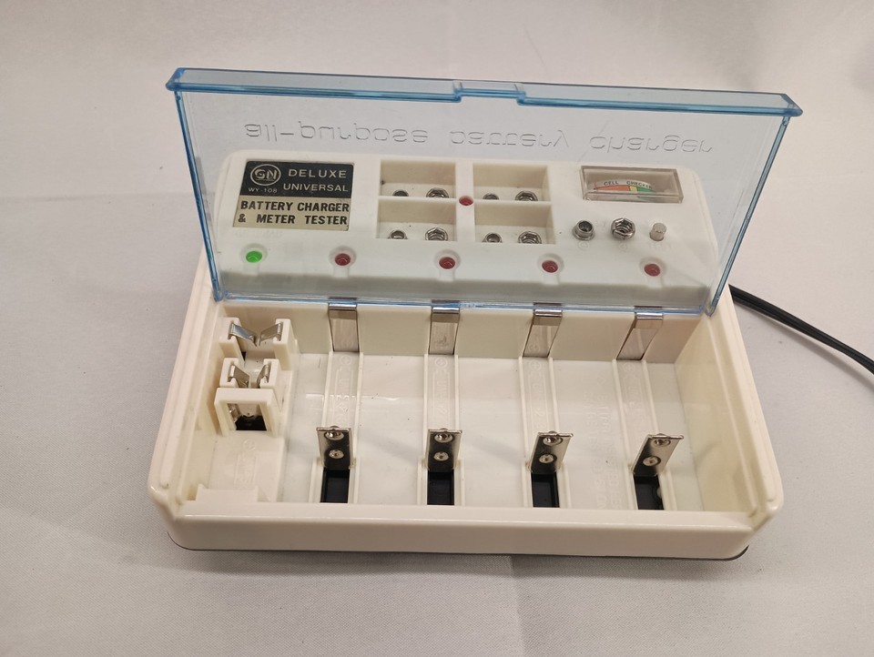 GN Deluxe Universal Vintage Battery Charge & Meter Tester WY-108 Tested ...