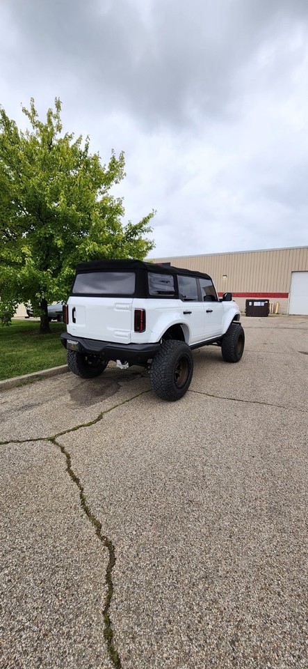 2022 Ford Bronco BASE | eBay