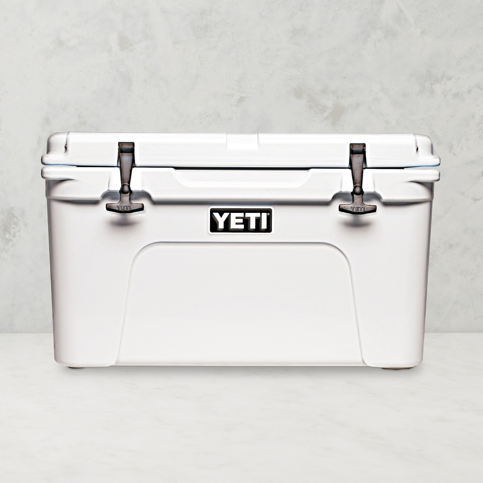 Rotomolded Cooler Ice Chest 45 White Insulated Heavy Duty Camping ...