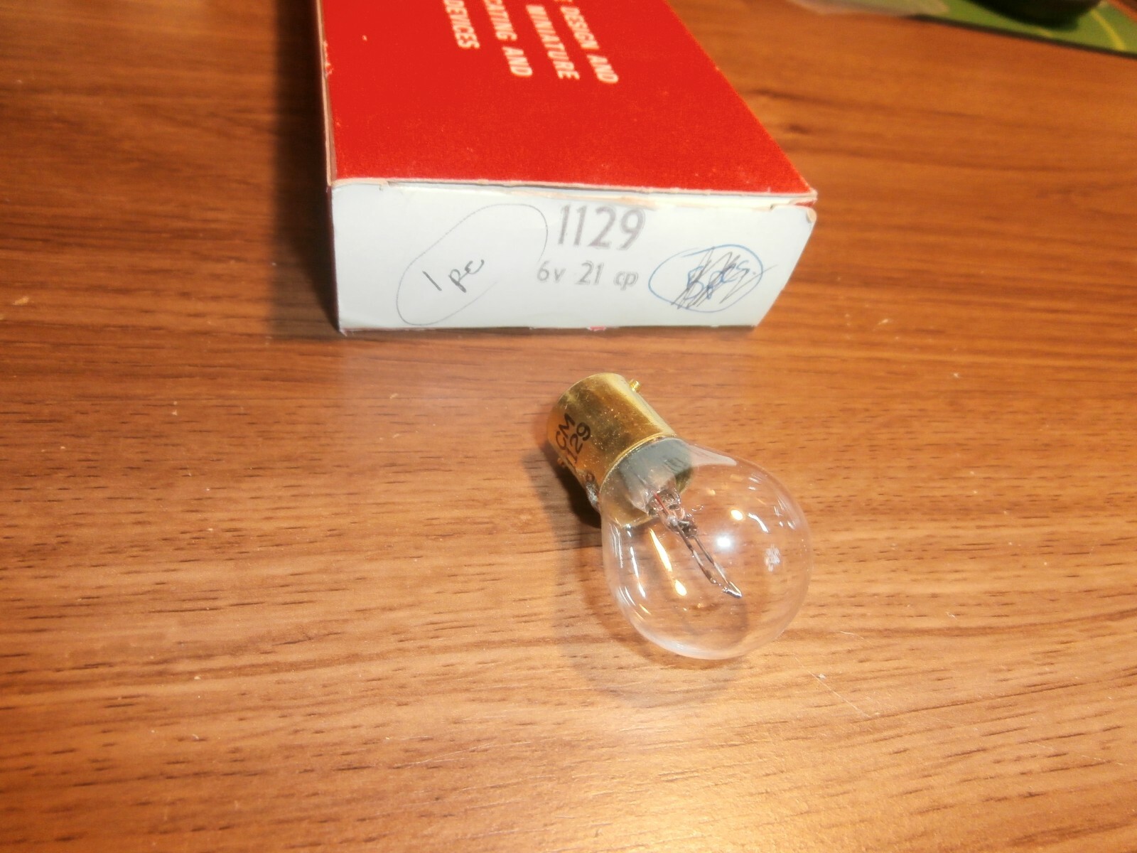 LOT/3 MINIATURE LIGHT BULB LAMP # 1129 SC BAYONET CHICAGO MIN 6.4V , 2 ...