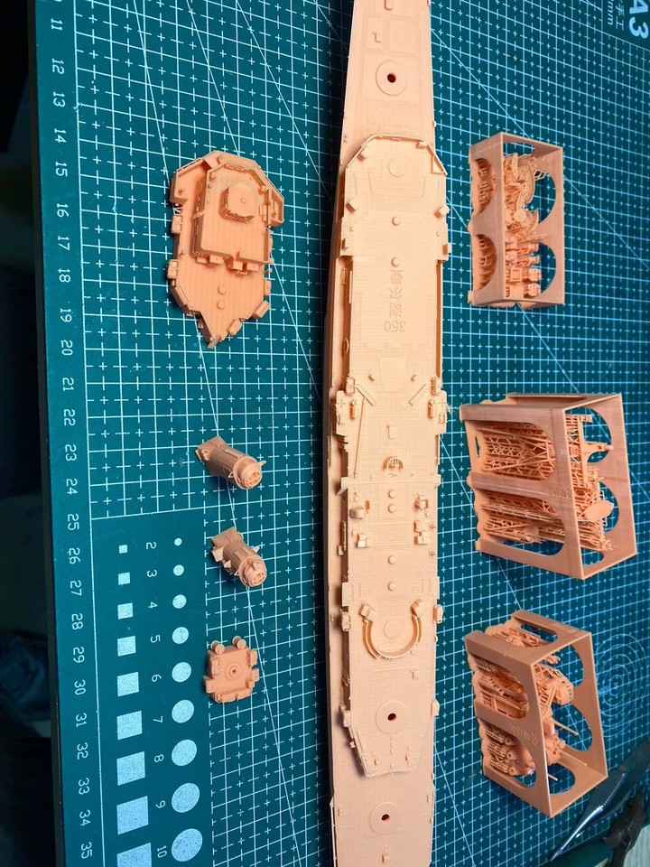 3D Printed 1/350 U.S. Navy Forrest Sherman-class Destroyer Unpainted ...