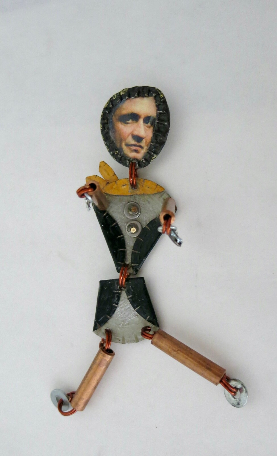 BOTTLE CAP JEWELRY FOLK ART RAMONA HOTEL JOHNNY CASH PIN BROOCH 2006 | eBay