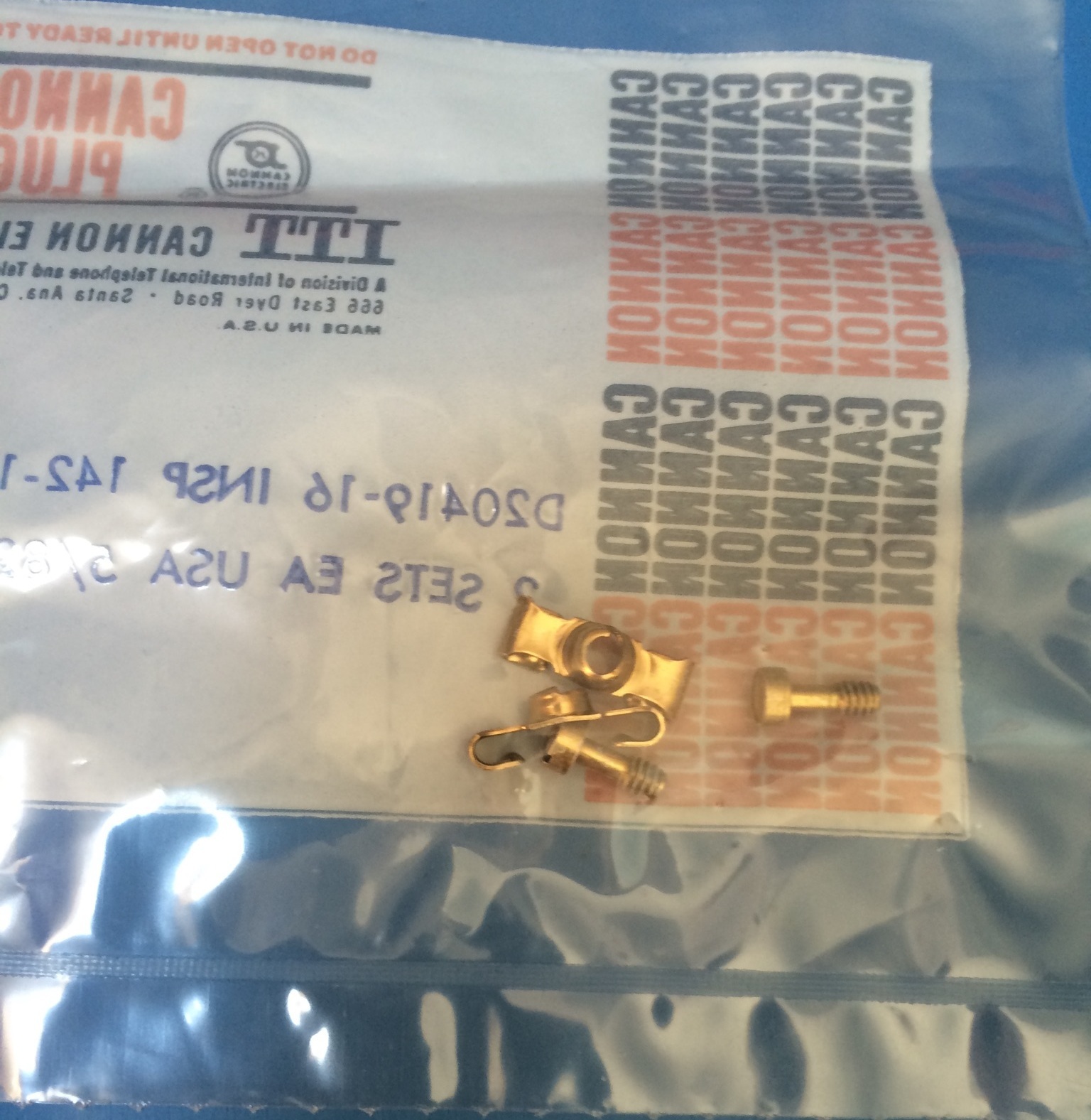 D20419-16 ITT CANNON 020419-0016 D SUB MALE SCREW LOCK, #4-40 UNC MALE ...