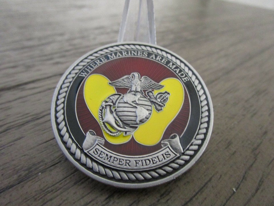 USMC United States Marine Corps Parris Island SC Challenge Coin #179C ...