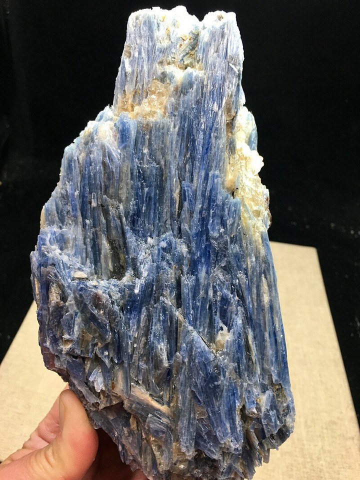 1500g Natural Kyanite Stone Crystal Mineral Specimen Healing | eBay