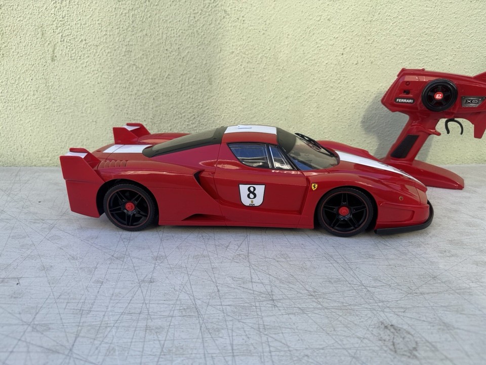 Ferrari FXX RC Car With Remote Xin Qiang Toys #8 1:18 Scale Untested ...