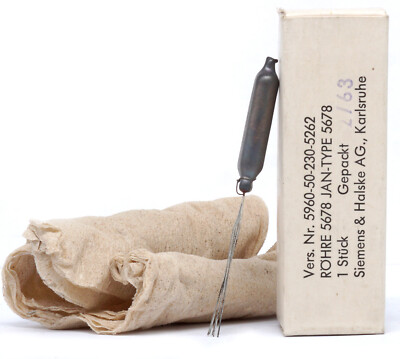 ONE 5678/DF60 SIEMENS NOS GERMANY Tube Röhre Lampe Valve Valvula ...