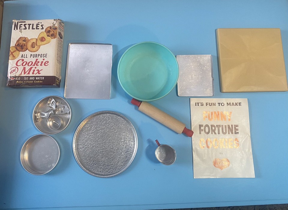 Vintage Cooking Set Toy Funny Fortune Cookies nestle Lizbeth Whiting ...