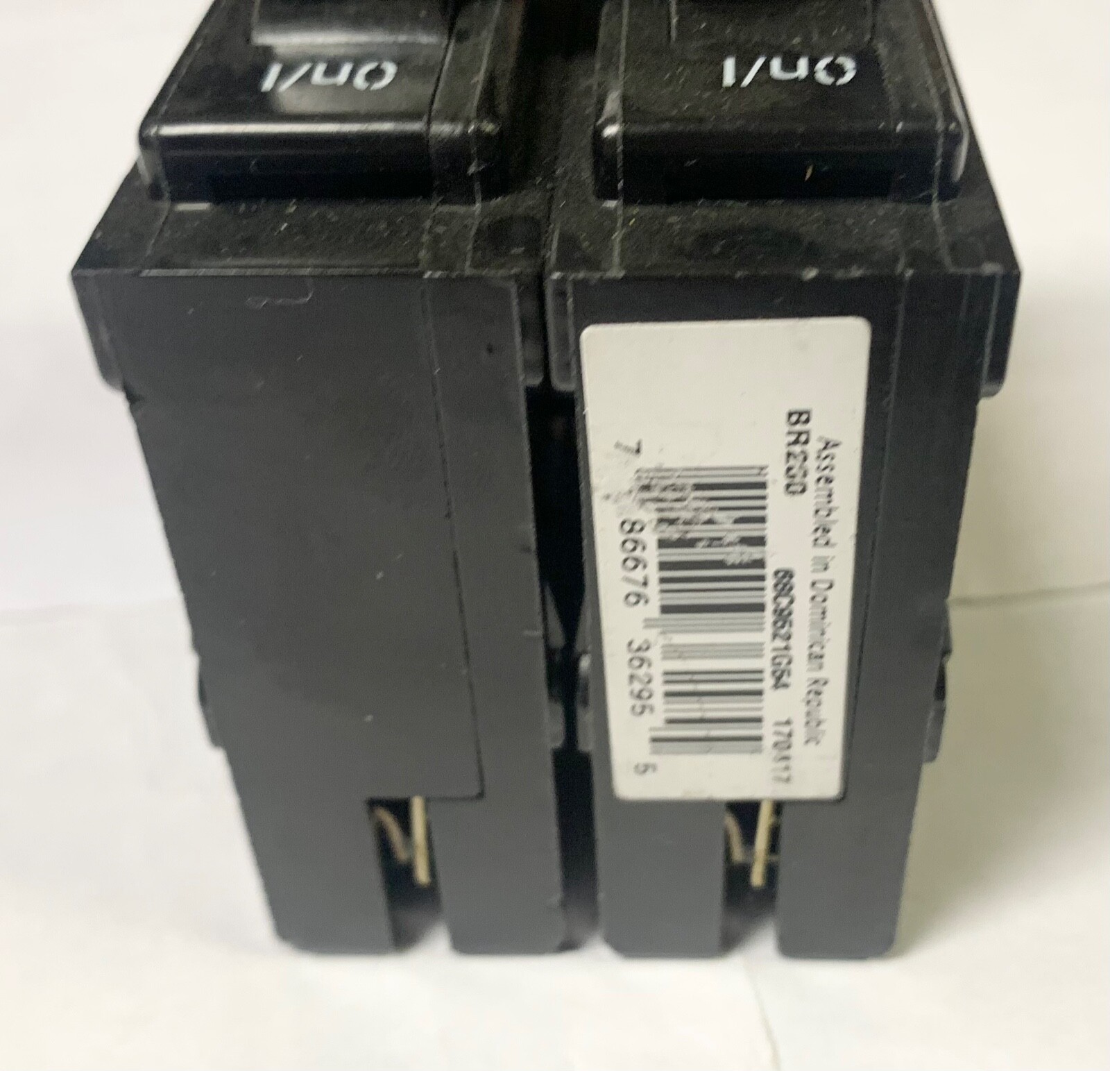 EATON CUTLER HAMMER BR230 2 Pole 30 AMP Type BR Circuit Breaker Type ...