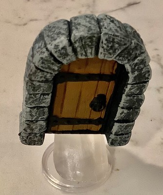 DND Animated Door Figure | eBay