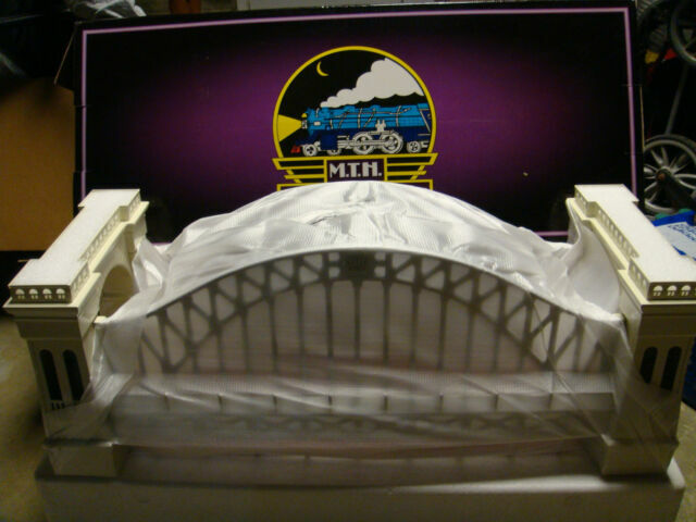 MTH Tinplate Traditions 10-1016 White & Red Hellgate Bridge for sale ...