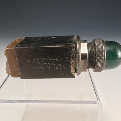 RARE/VINTAGE B-27A J&H SMITH PANEL LIGHT INDICATOR GREEN 117-VAC S ...