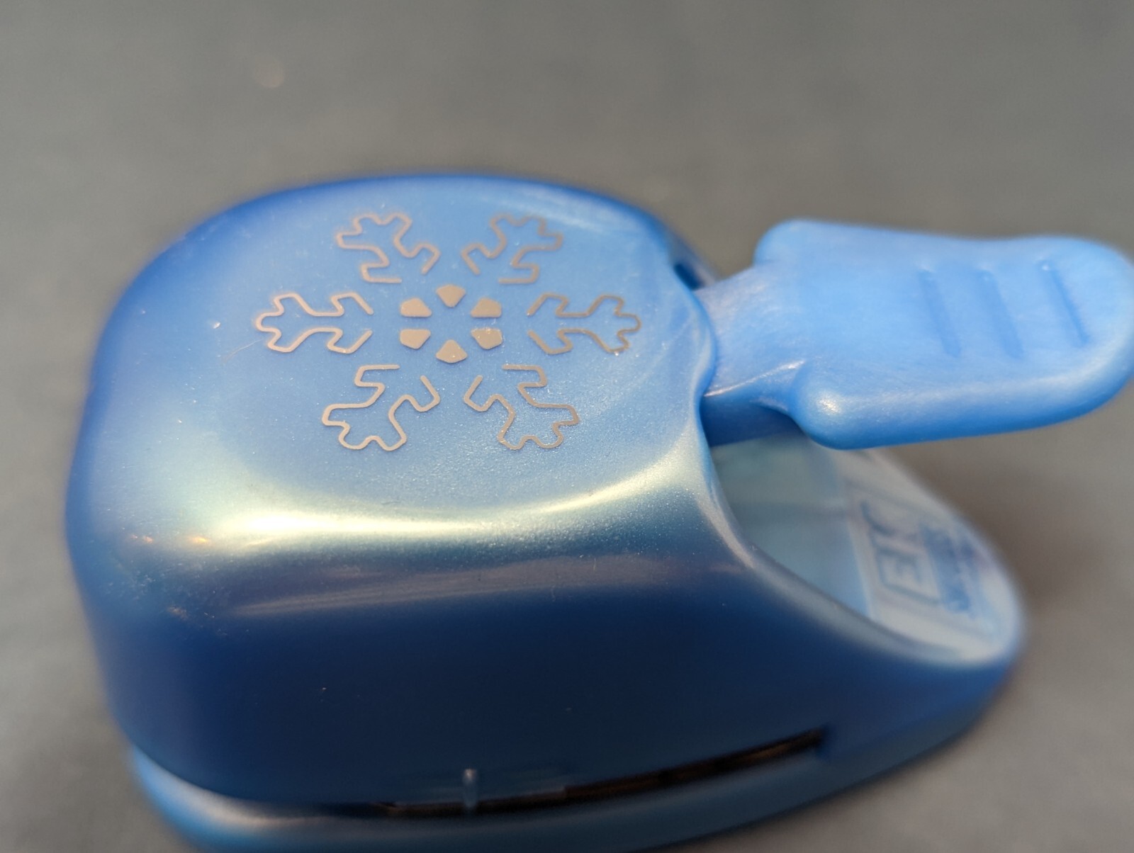 EK Success 6-Pointed Snowflake Paper Punch – Decoration or Border Punch ...