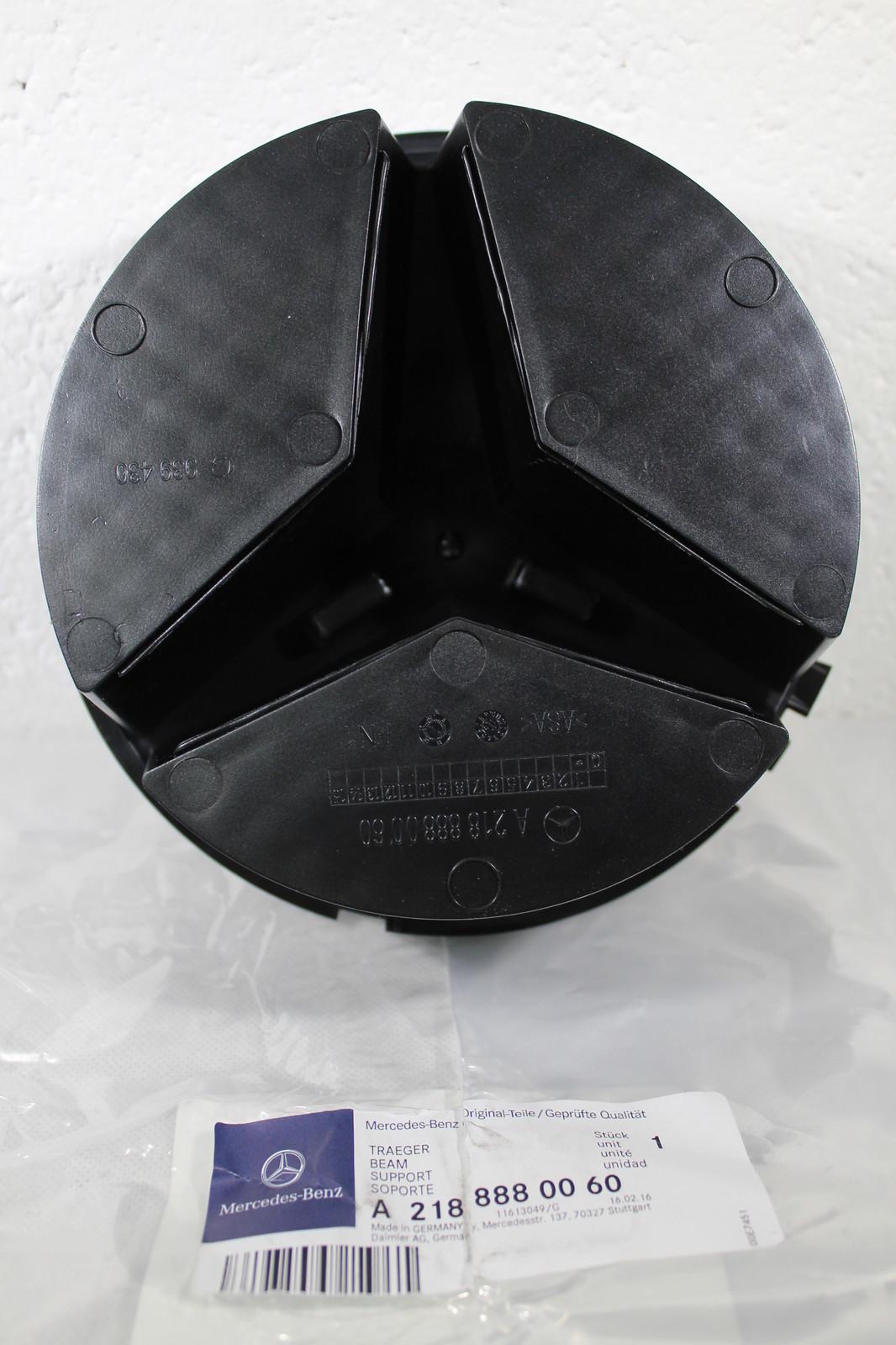 Genuine Mercedes-Benz SLK CLS Radiator Grille Star Badge Base Plate ...