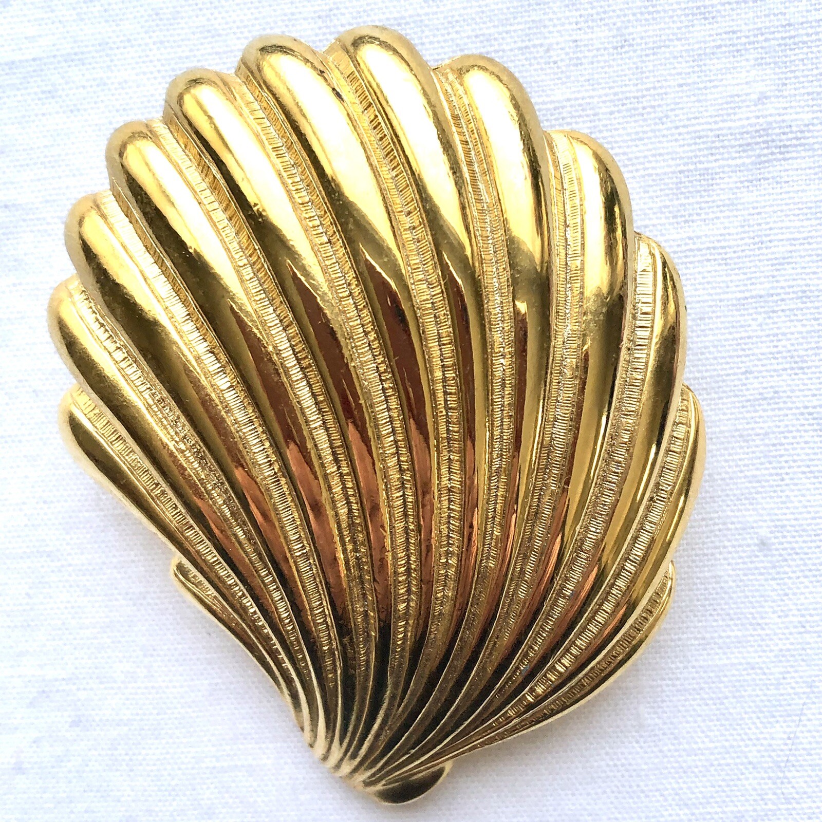Cockle Shell Scarf Sash Clip Clasp Holder Gold Tone Nautical Beach ...