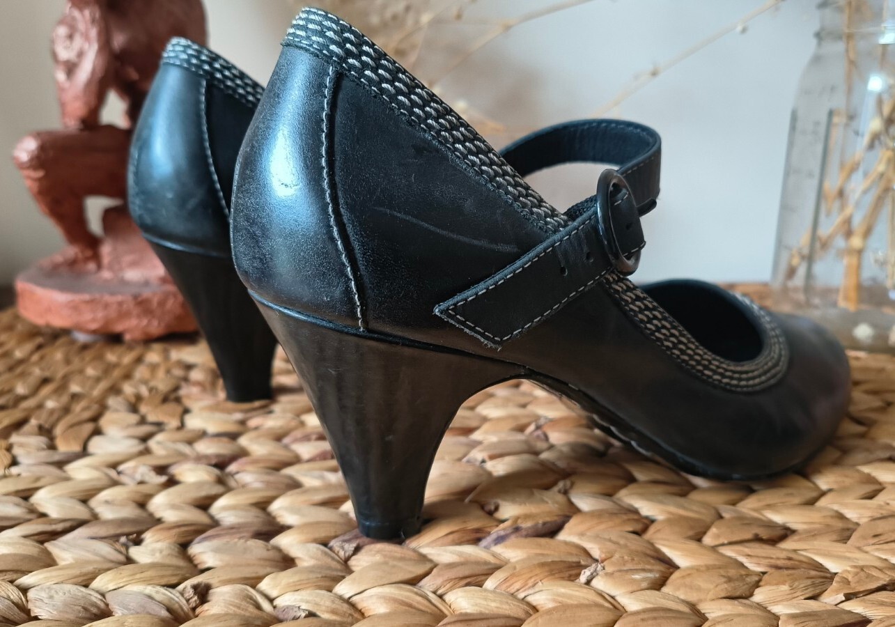 ZOE WITTNER - Firefly Black Leather Heel Shoes w/ Straps + Stitching ...