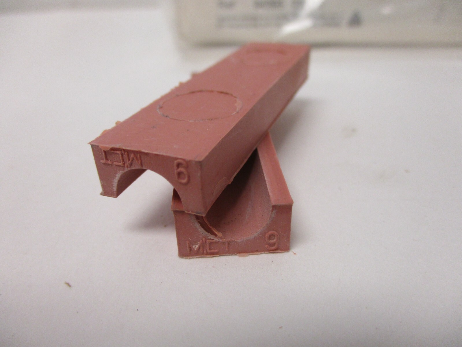 MCT BRATTBERG INSERT BLOCK 15/9 LYCRON, P/N 3-00401590 LOT OF 128PCS ...