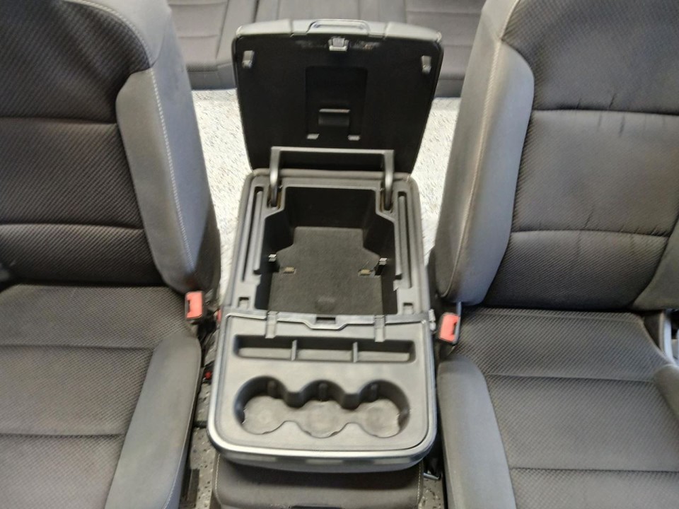 14-18 SILVERADO CREW CAB FRONT AND REAR SEATS SET W/CONSOLE BLK CLOTH ...