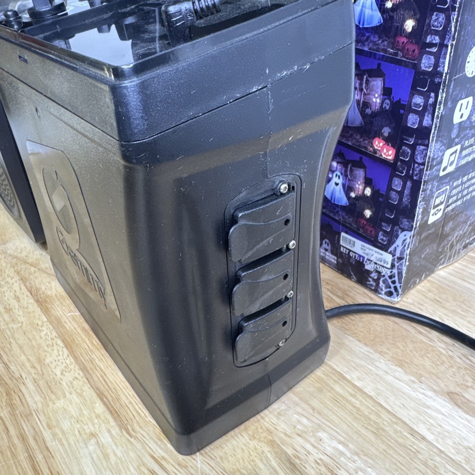 Spirit Halloween Gemmy Lightshow Control Unit & Sound Box w/ 6 Outlets ...