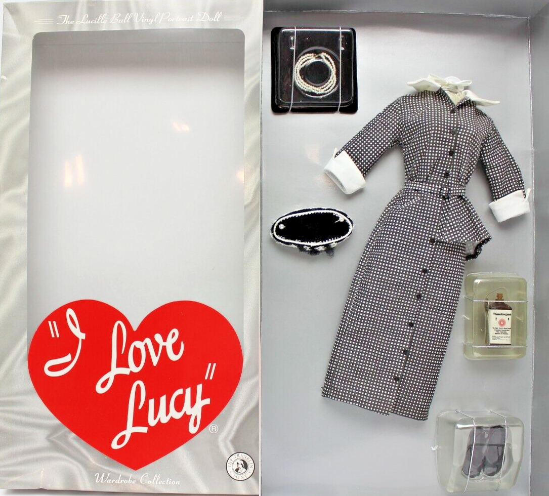 Franklin Mint I Love Lucy Wardrobe Coll. LUCY DOES A TV COMMERCIAL ...
