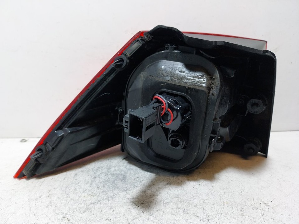 2015 VOLKSWAGEN GOLF RHD REAR/TAIL LIGHT ON BODY RIGHT SIDE 5G0945096M ...