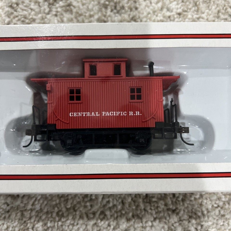 HO Scale Bachmann 72724 CPRR Central Pacific Rail Road Old Time Caboose ...