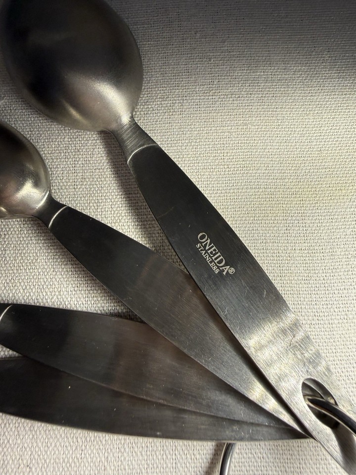 Oneida Stainless Steel 4-Piece Measuring Spoons Set with Ring | eBay