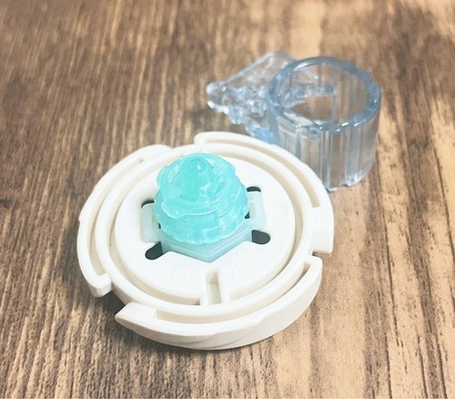Wind Aquario 100HF/S Beyblade Rare Random Booster Light Vol.2 MFB ...