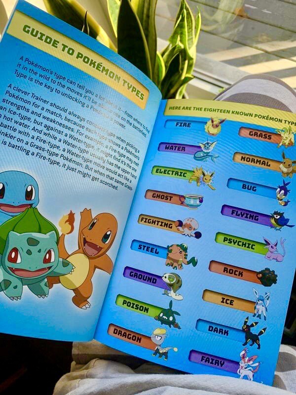 Super Extra Deluxe Essential Handbook (Pokémon) The Need-To-Know Stats ...
