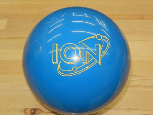 NIB 15# Storm Ion Pro Solid Bowling Ball- 15.2/3-3.5" Pin/2.96oz TW | eBay