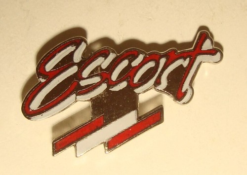 Pin's voiture logo FORD ESCORT base métal argenté sans marquage - Très ...