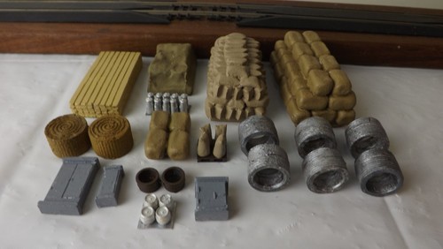 NSWGR HO SCALE 5 x REMOVABLE S TRUCK LOADS, 1 x WOOL BALE LOAD, 1 x ...