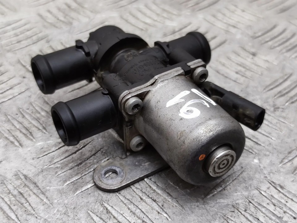 AUDI Q4 SUV F4B Water Cooler Valve 5Q0906457C Electricity 150kw 2021 ...