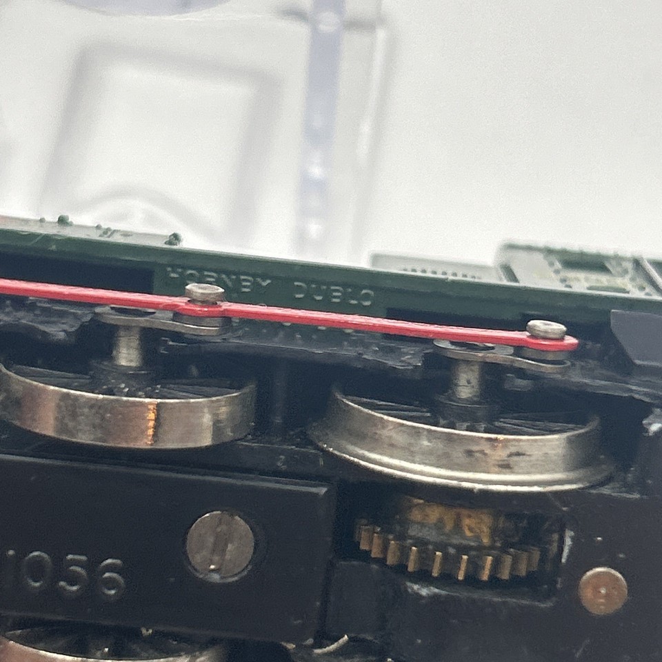 HORNBY DUBLO RAILWAYS OO GAUGE 2 RAIL DIESEL SHUNTER LOCOMOTIVE D3302 ...