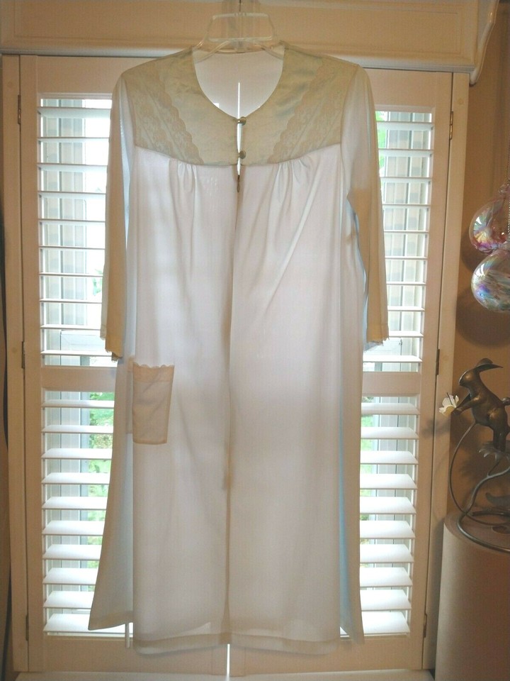 Vintage SHADOWLINE Women's ALL Nylon L/S Light Blue ¾ Zip-Up Robe ...