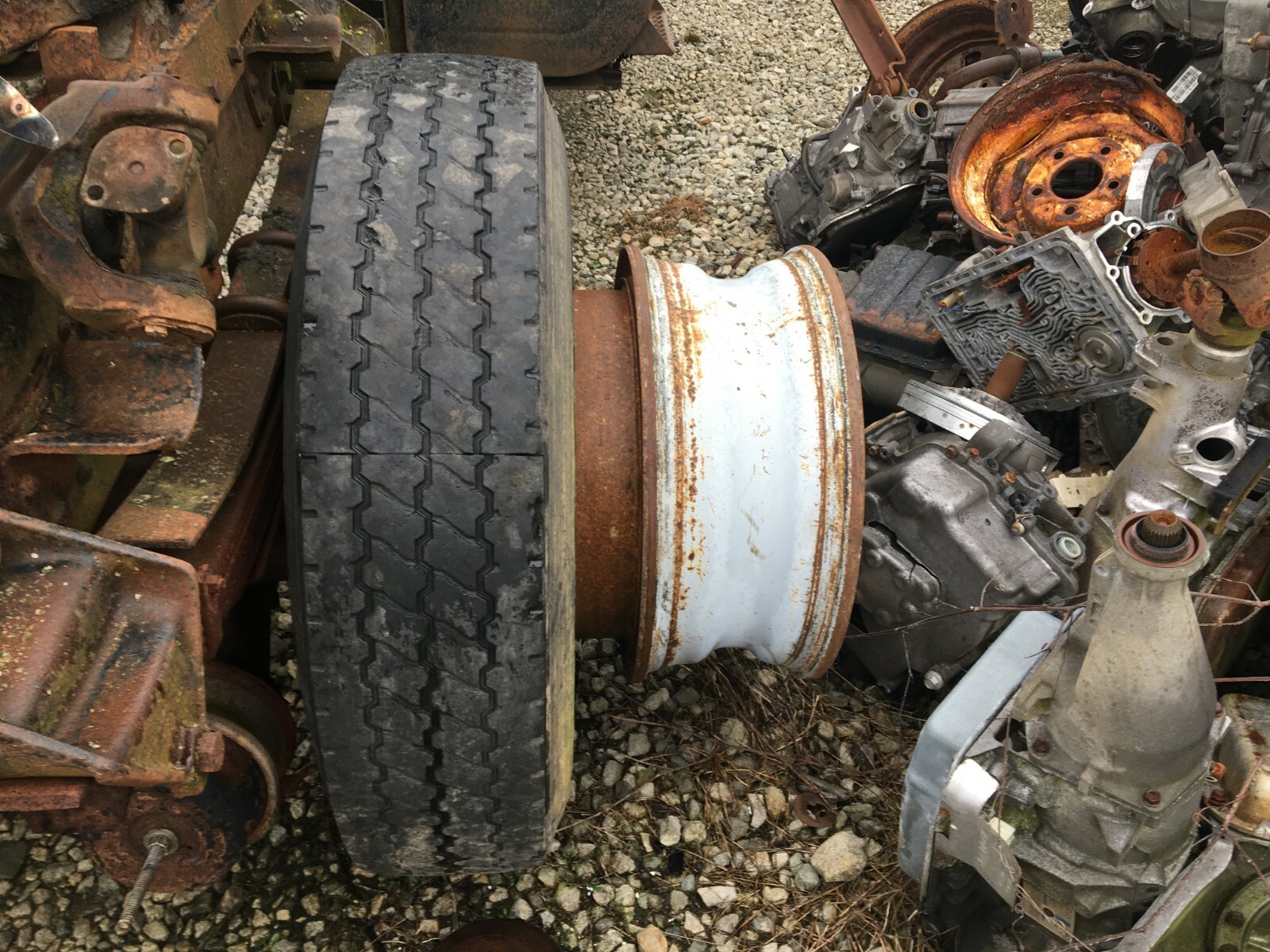 1984 Ford 9000 DUALLY REAR AXLE DIFFERENTIAL | eBay