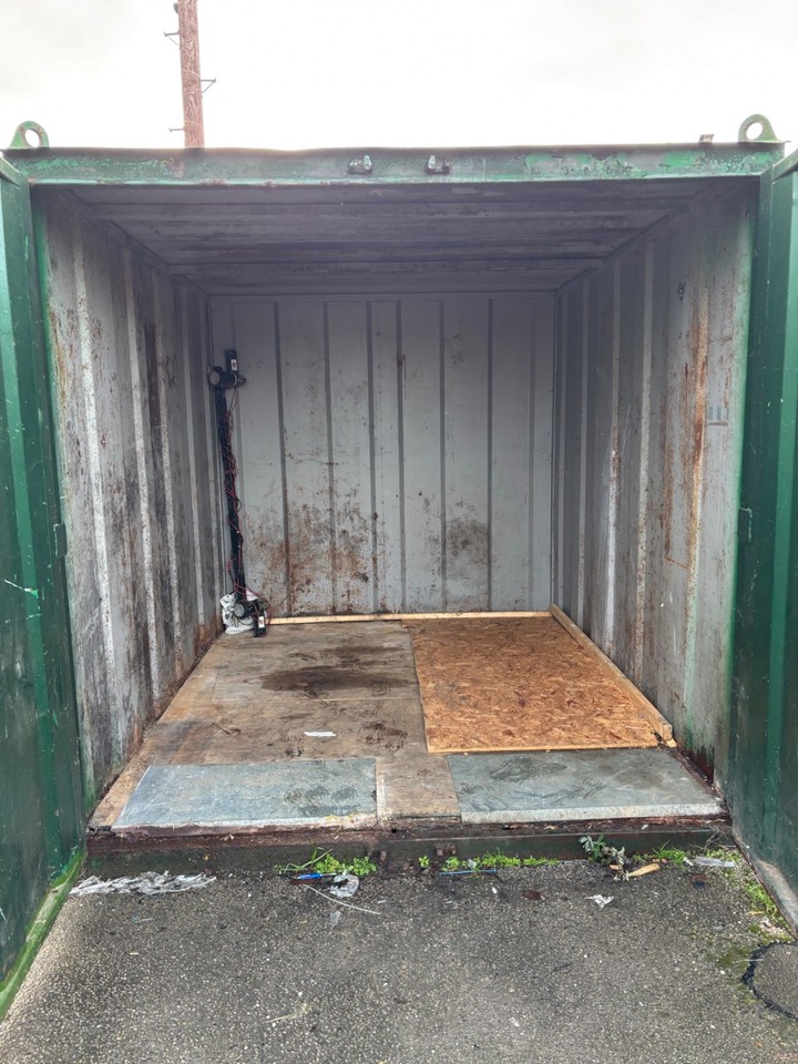 10ft x 8ft shipping container - NO VAT | eBay UK