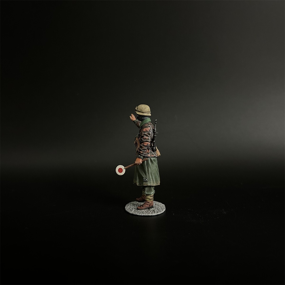WAR PARK MINIATURES 1:30 WW2 GERMAN KH099 GERMAN GENDARME WEARING ...