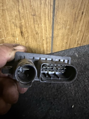 04 05 Chevrolet GMC 2500 3500 DURAMAX 6.6 LLY Glow Plug Control Module ...