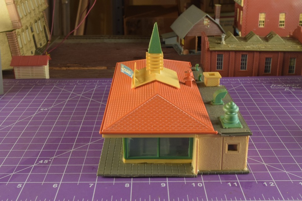 TycoKIT by POLA Howard Johnsons HO Scale Motel, old school MNO | eBay