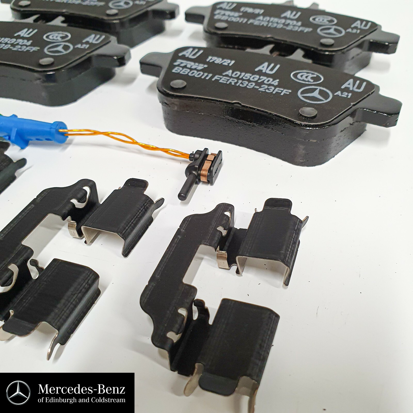 Genuine Mercedes-Benz Rear Brake Pads & Sensor 176 A Class A0004200605 ...