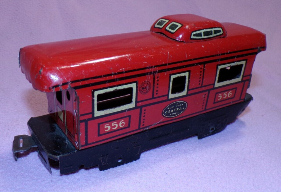 Vintage Marx Commodore Vanderbilt Stream Line Train Set, 2 locos, 7 ...