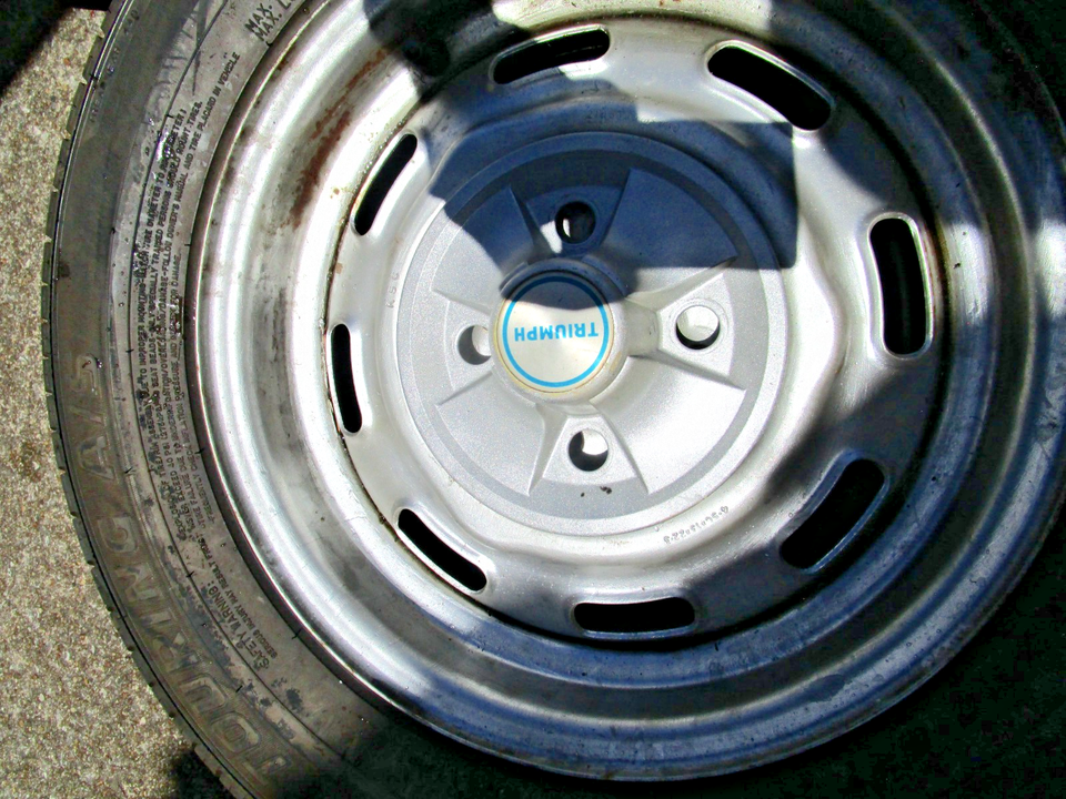 Triumph Spitfire TR6 Steel Wheel Set with Hub Caps 1963-1980 13X4.5 ...