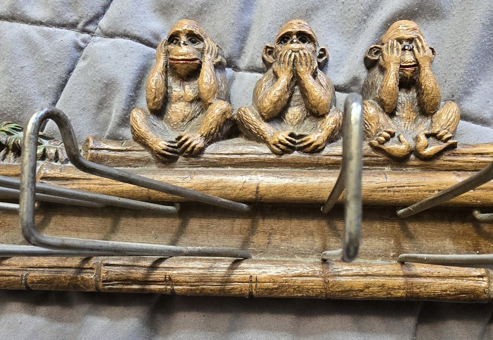 Vintage SWANK No Evil Wise Monkey Necktie Wall Rack-12 Ties-Nice | eBay