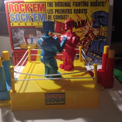 Rock 'Em Sock 'Em Robots Game Original Fighting Boxing Mattel, 2012 ...