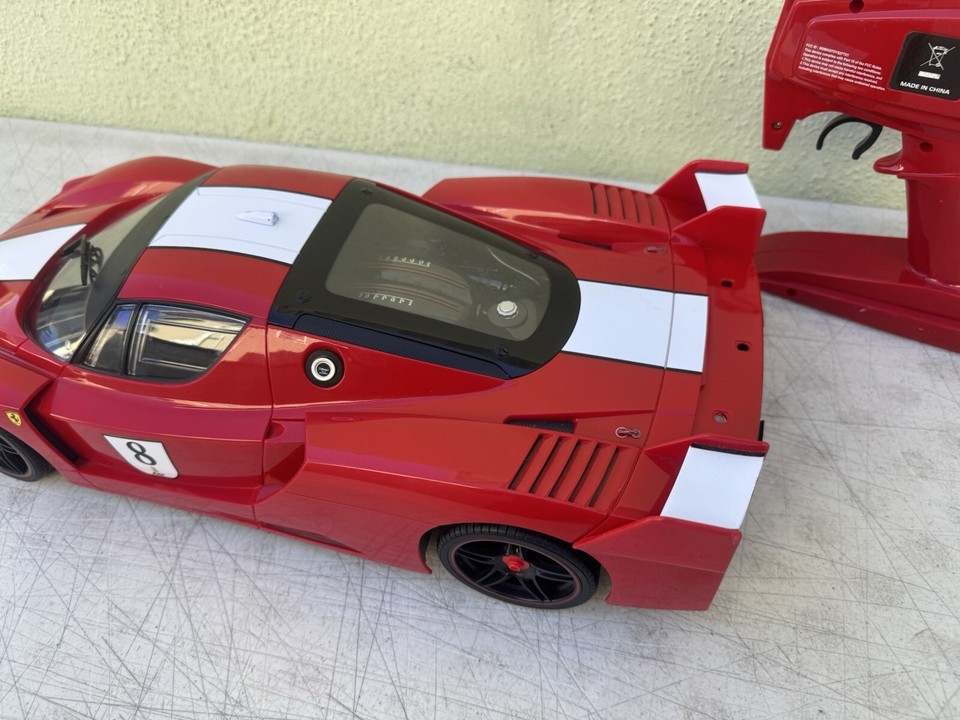 Ferrari FXX RC Car With Remote Xin Qiang Toys #8 1:18 Scale Untested ...
