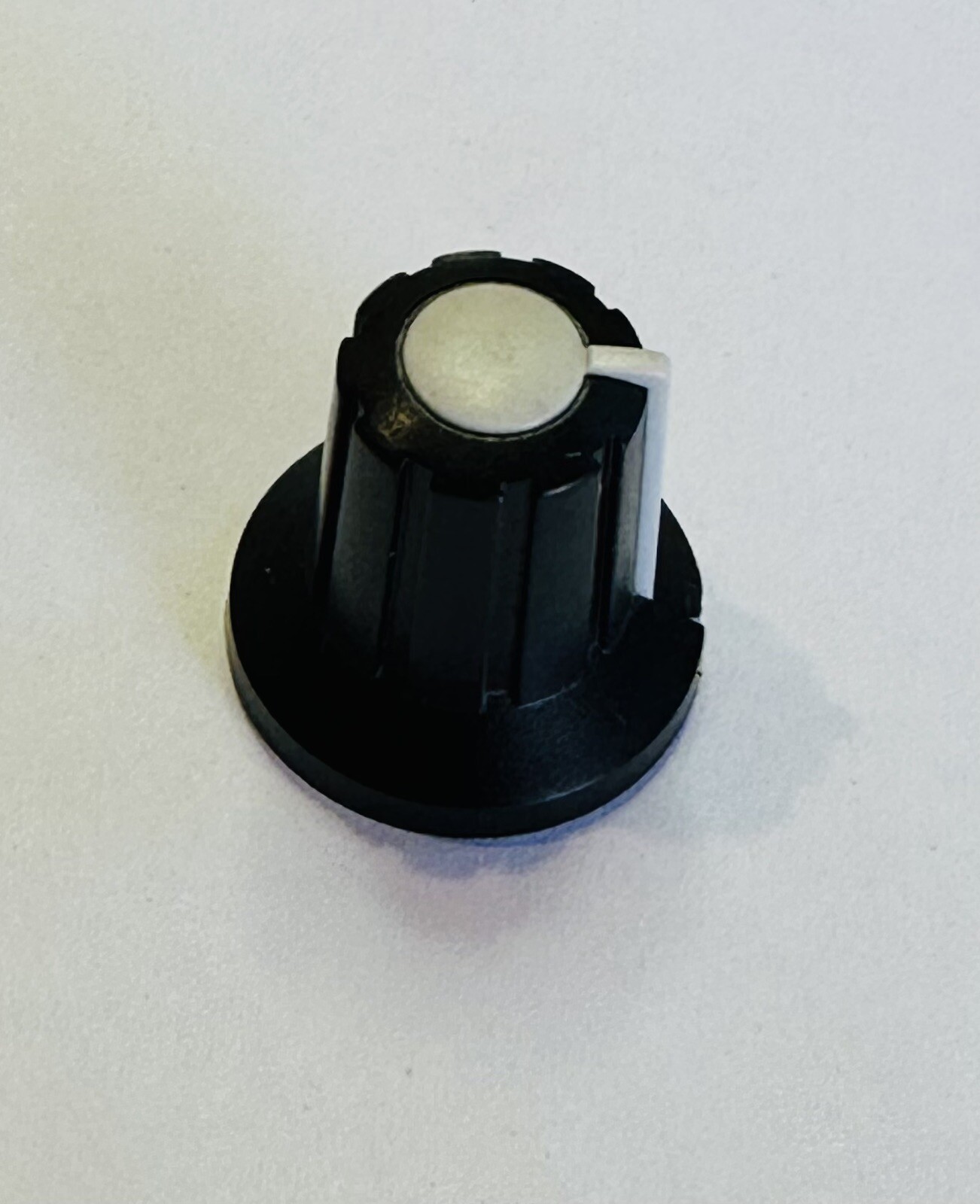 Roland Fantom FA-76, Fantom S-88, Juno D, RS-5, RS-9 and Many Others ...