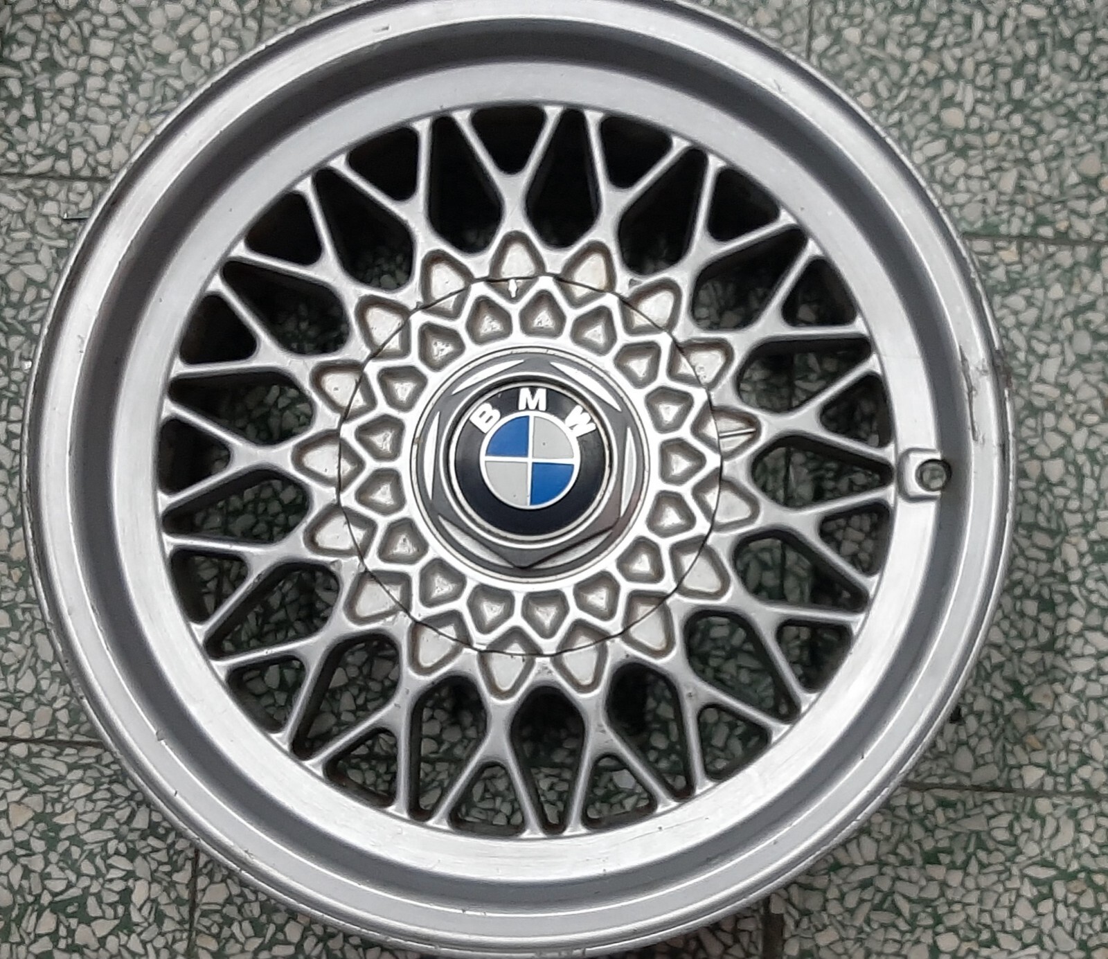 BMW BBS Wheels e34 e32 e31 e23 e24 e28 1 pcs includes bmw cup 7x15 ...